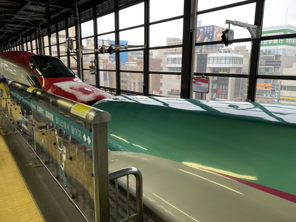 東北・北海道新幹線 E5系 U5編成 グランクラスの紹介【新函館北斗→東京】 | ブリュの公式ブログ.com（for Boo Boo）